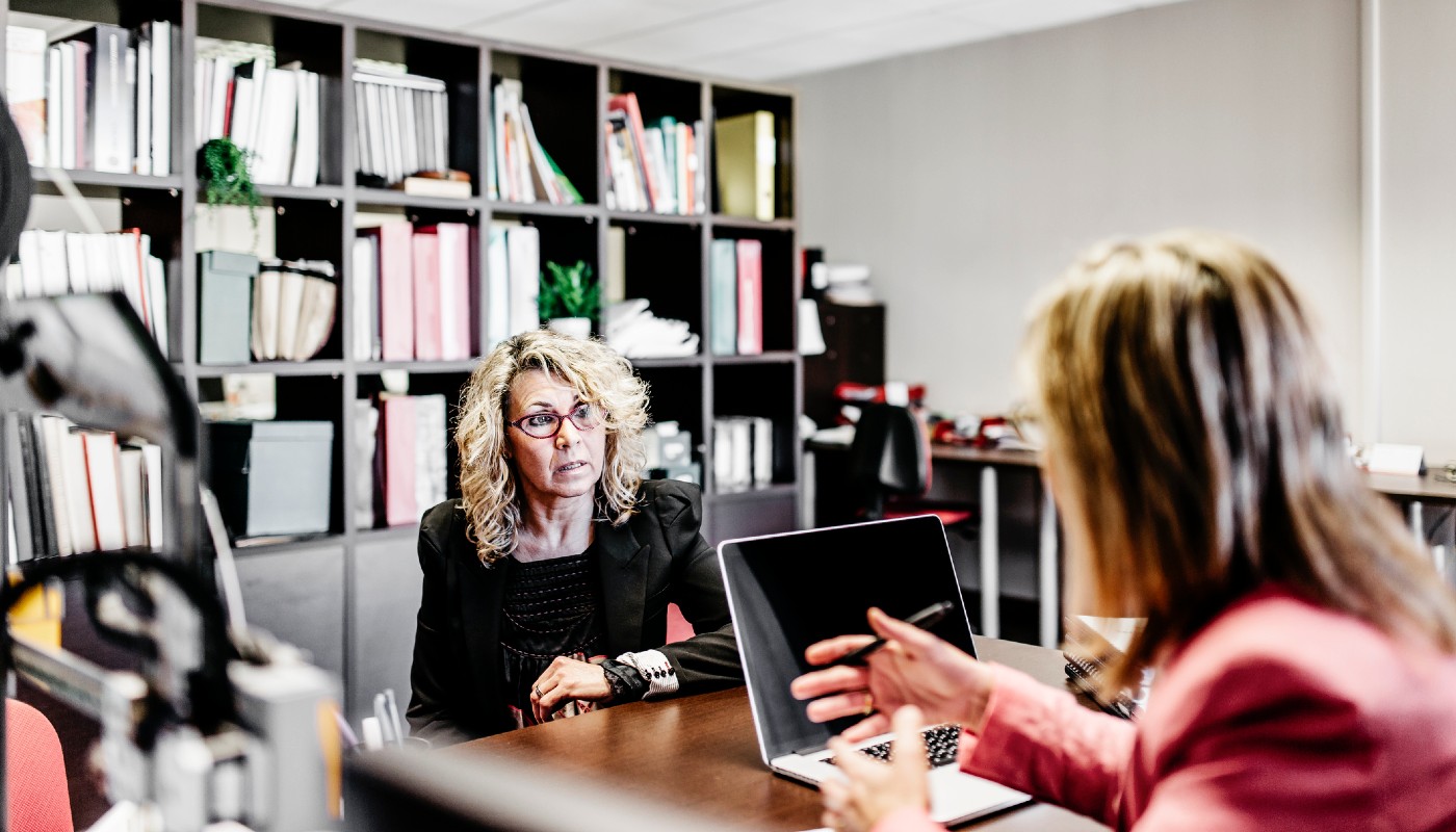 Can you reduce an employee’s redundancy payment? - HRM online